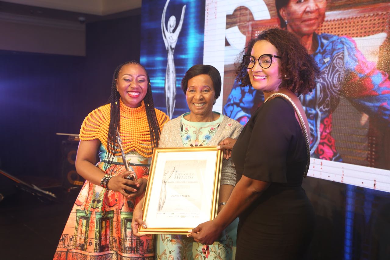 Zanele Mbeki honored with lifetime achievement award - KAYA 959