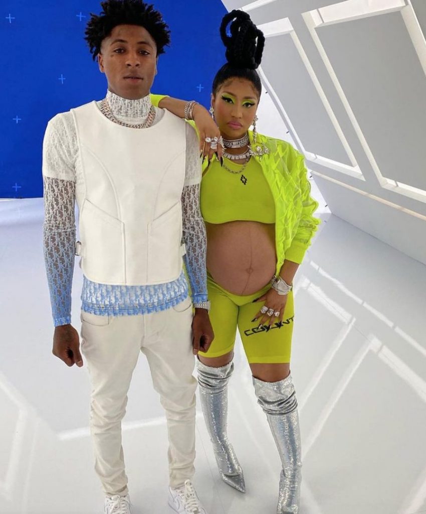 The 2020 celebrity baby bump, lockdown edition! - KAYA 959