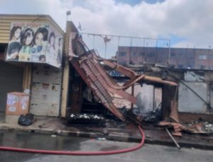 Brakpan shop owner devastated after losing everything in fire - KAYA 959