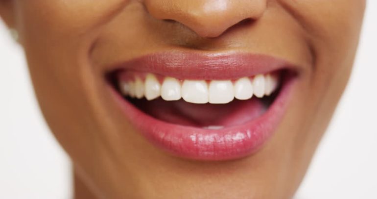 Why you need to floss your teeth