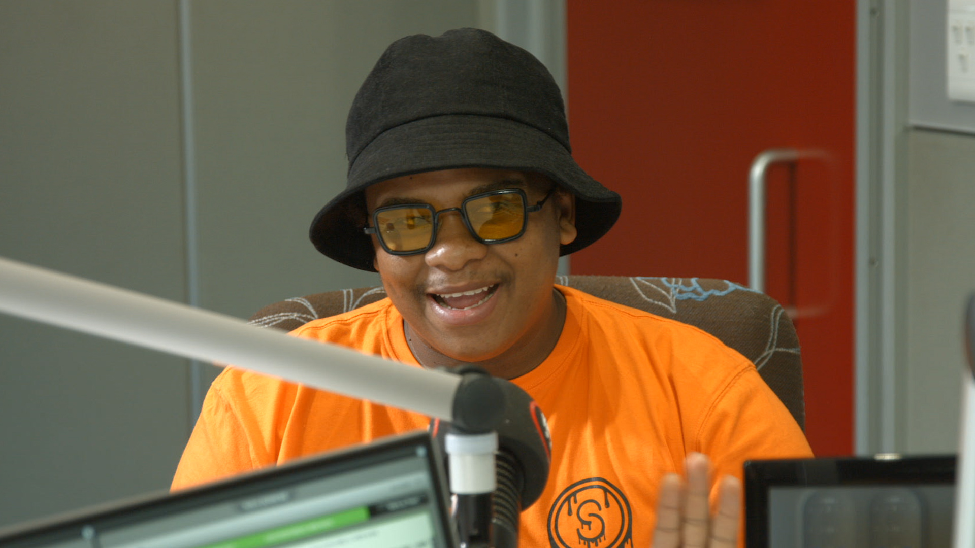 Kitchen Mess talks church influence, song renditions & lockdown house ...