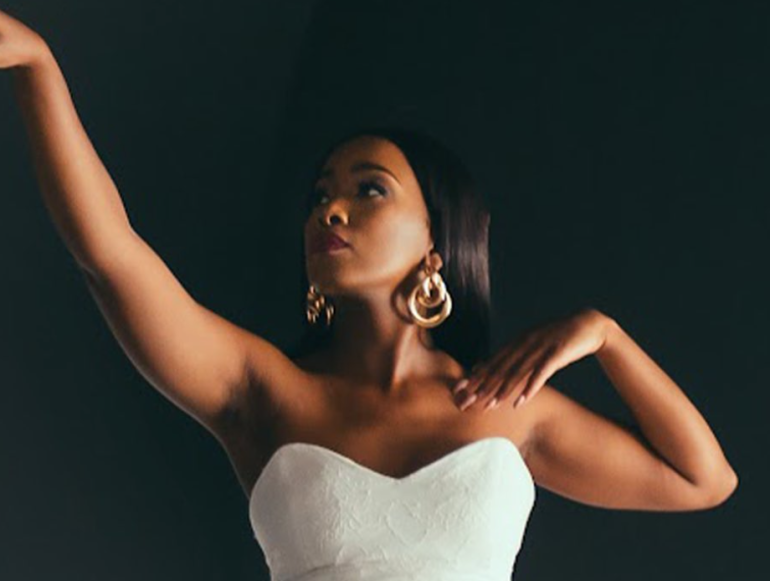 Hle signs with US record label Motown Gospel - KAYA 959