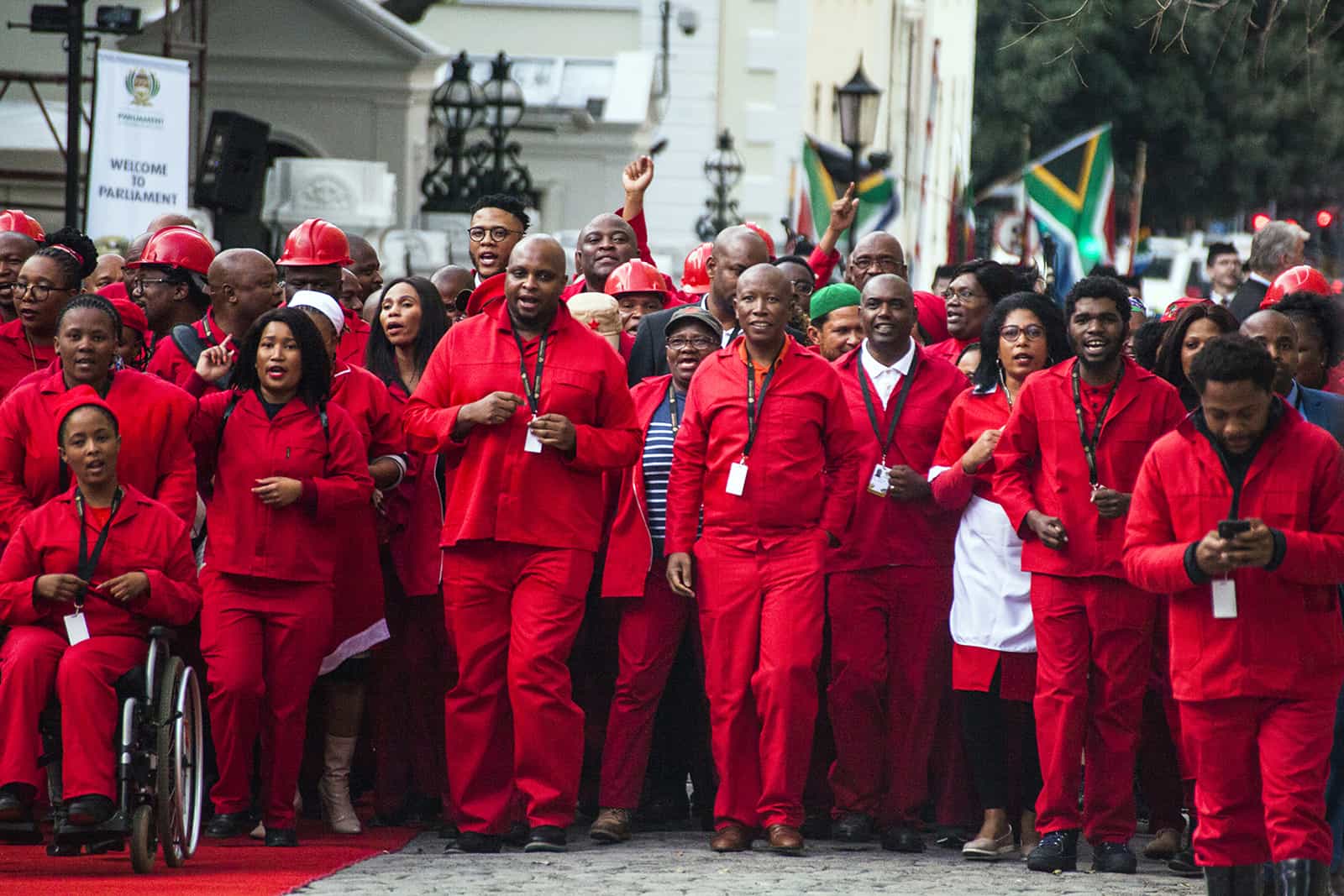 EFF pickets at Rupert farms in Stellenbosch and Mpumalanga