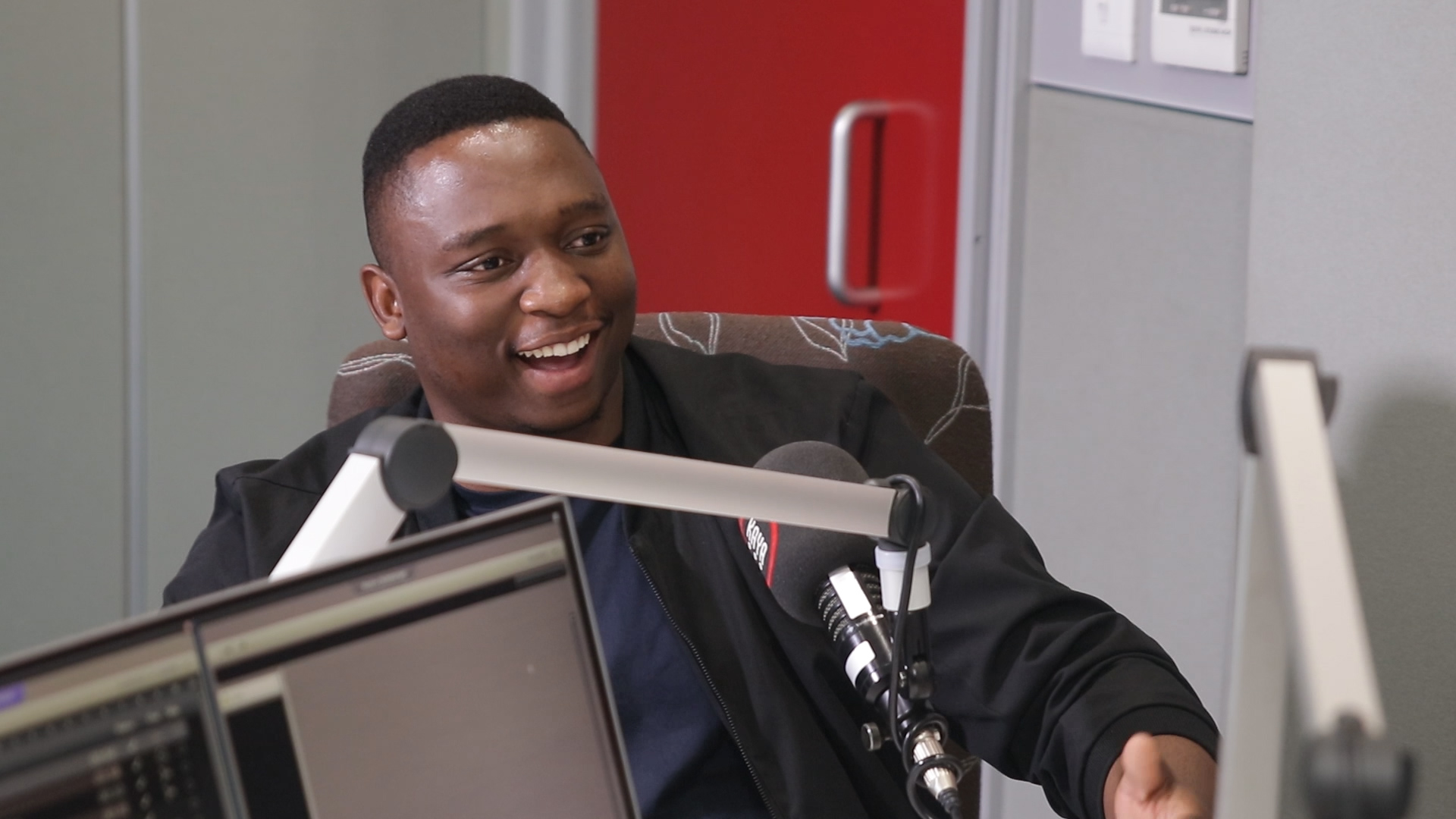 'All In You' hitmaker Senior Oat on My Top 10 at 10 with T Bose - KAYA 959