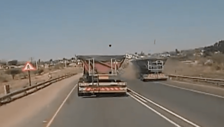 21 killed in a horrific crash on the N2 near Pongola