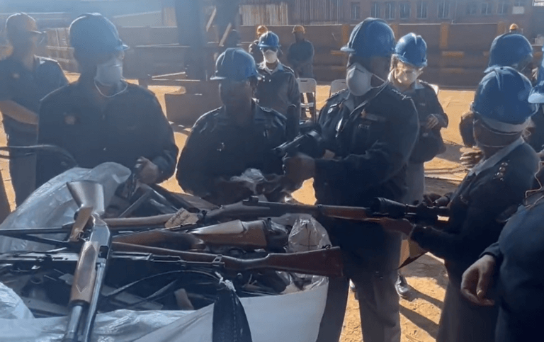 15 000 firearms were destroyed by SAPS - KAYA 959