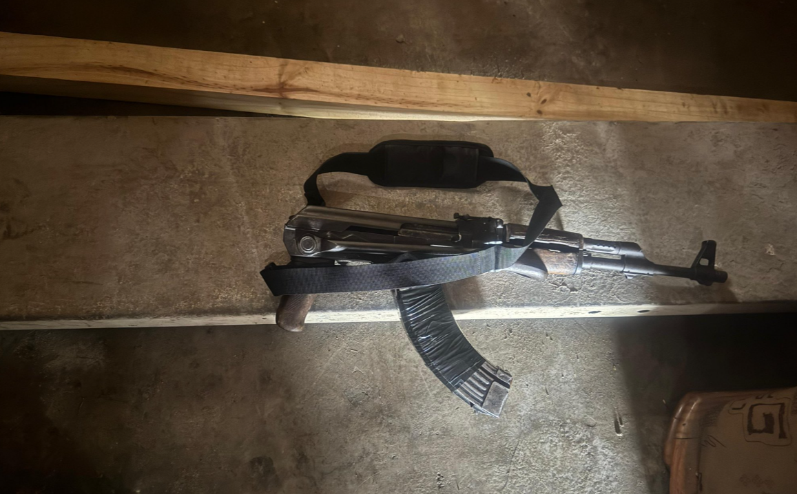 Five AK-47s and explosives seized in massive police raid
